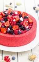 Entremets frais aux fruits rouges et au lait d’amande - Sucre d'Orge et ...