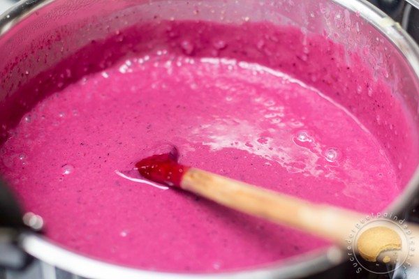 Entremets frais aux fruits rouges et au lait d’amande - Sucre d'Orge et ...